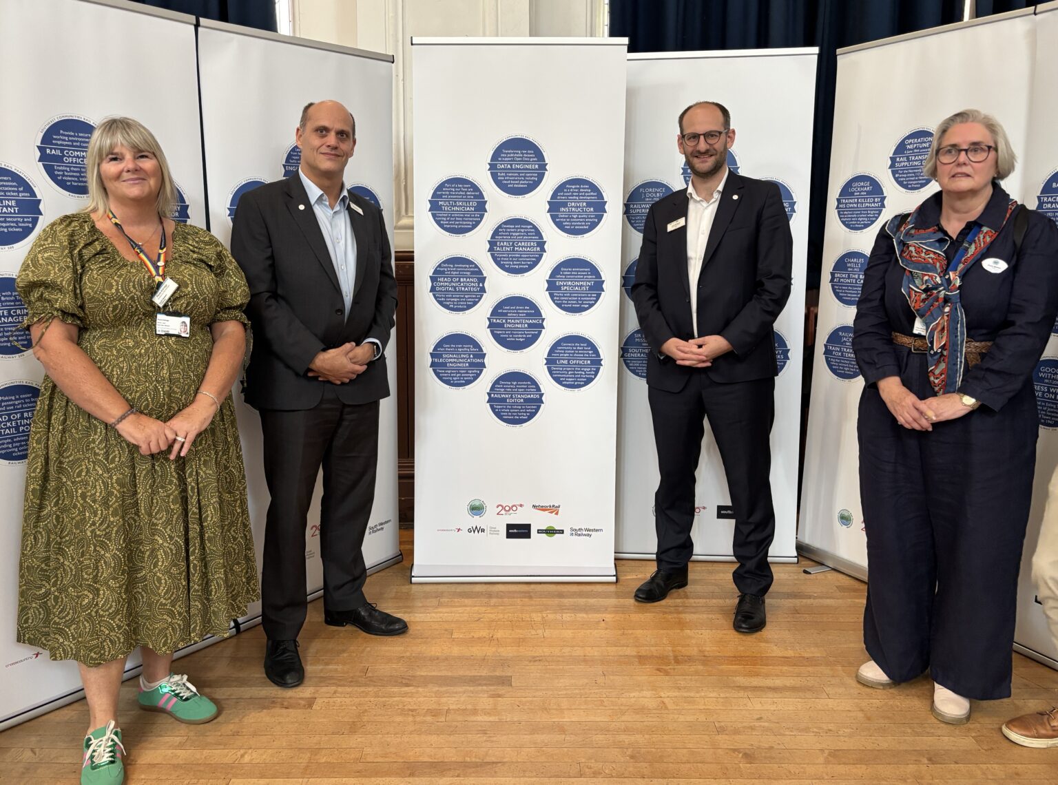 Southeast CRP unveils full suite of 200 'blue plaques' for Railway 200 ...